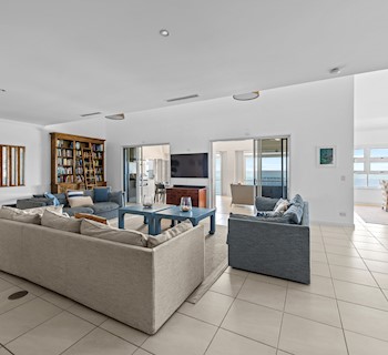 Deep Blue Apartment 25 | Penthouse at Tangalooma | Moreton Island