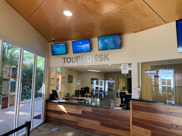 ツアーズデスク | タンガルーマ・アイランドリゾート 公式ホームページ / オーストラリア ブリスベン モートン島