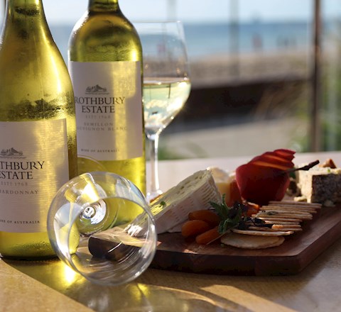 Restaurants Bars & Dining | Tangalooma Resort Moreton Island